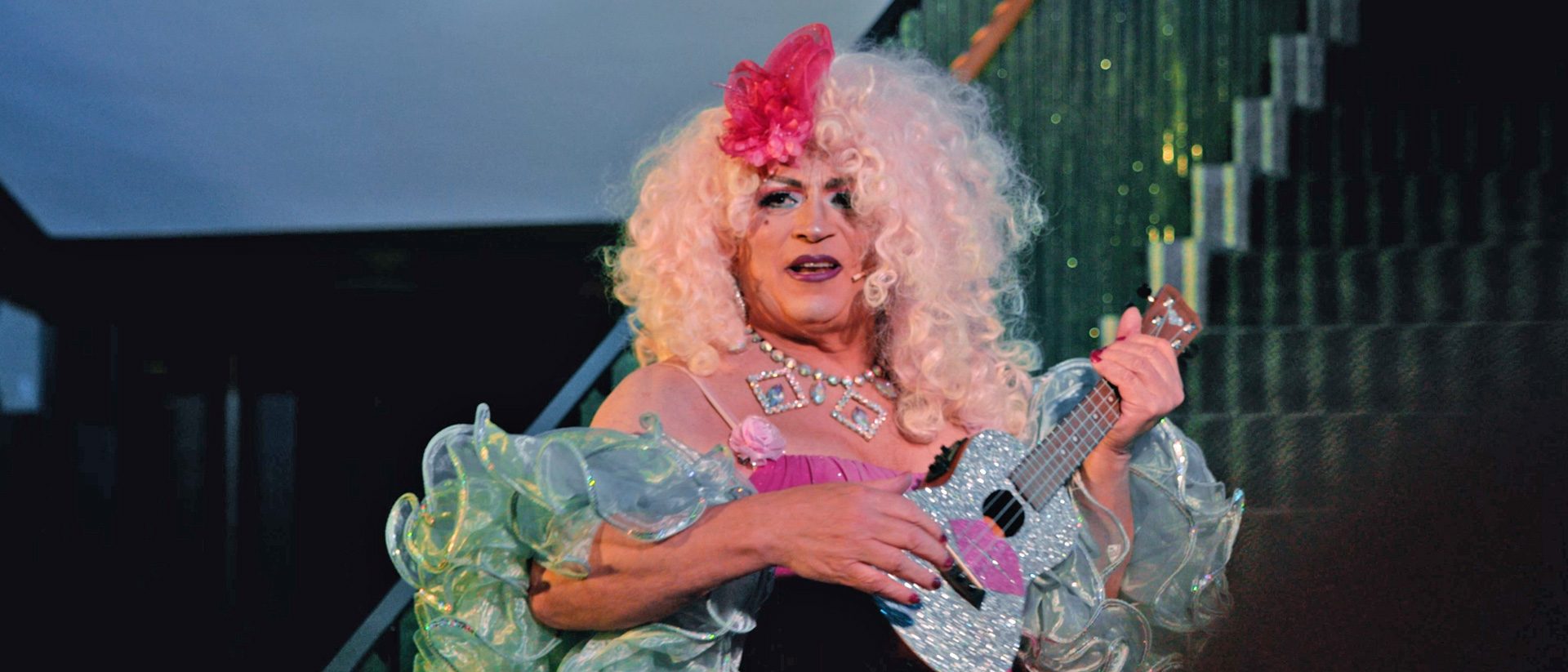 Lufthansa Purser and Drag Queen: The Inspiring Dual Career of Tom Rees ...
