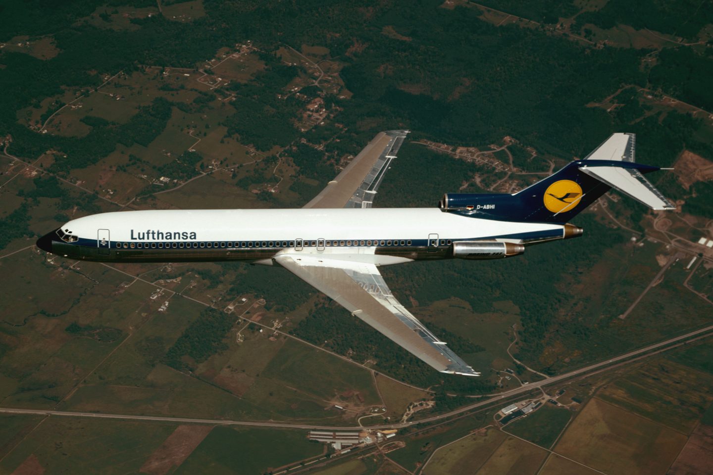 lufthansa logo bird