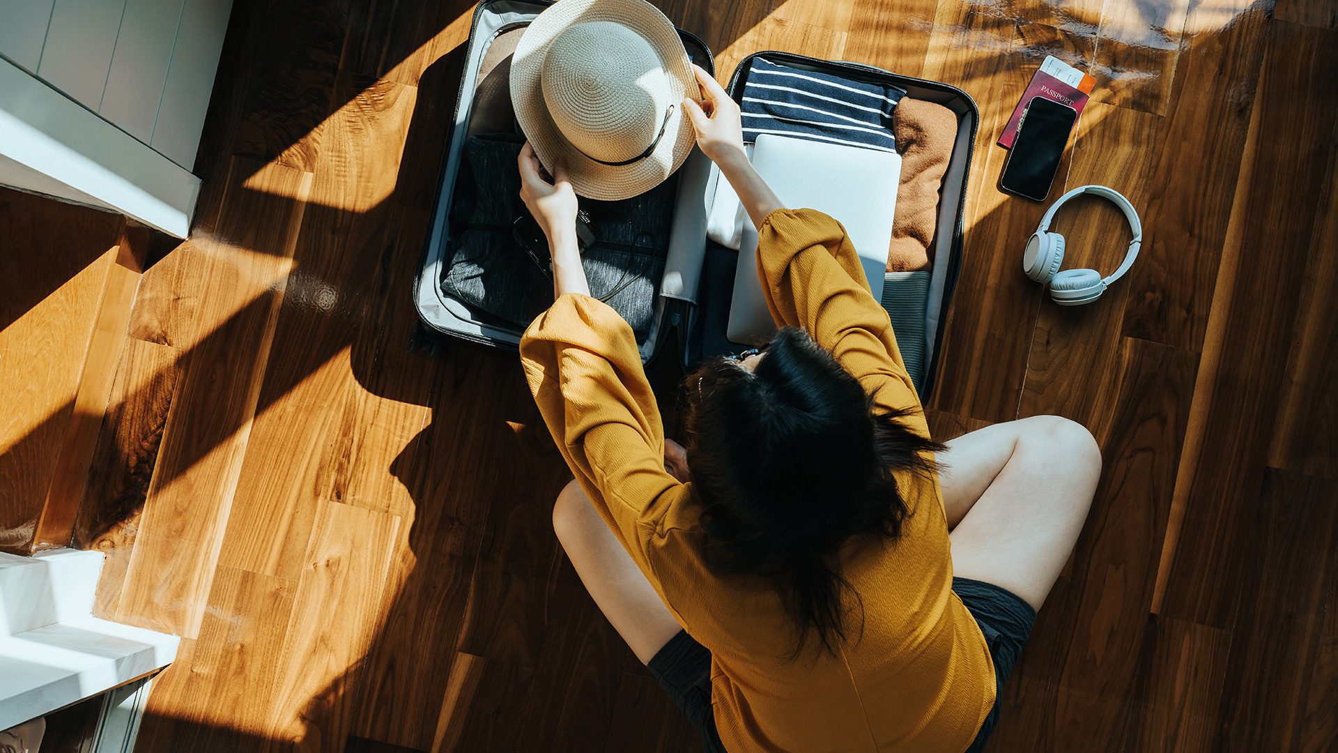 Vacation Packing List: Never Forget a Thing – Your Travel Checklist ...